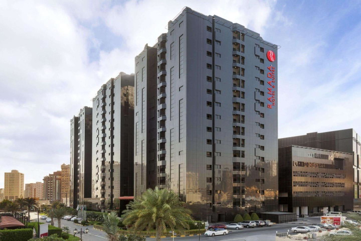 Ramada Hotel & Suites By Wyndham Ajman - Sharjah