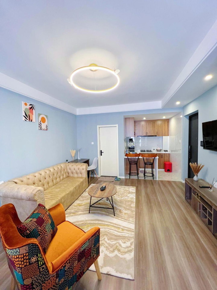 Comfy Studio - Pool & Gym - Kilimani - Nairobi