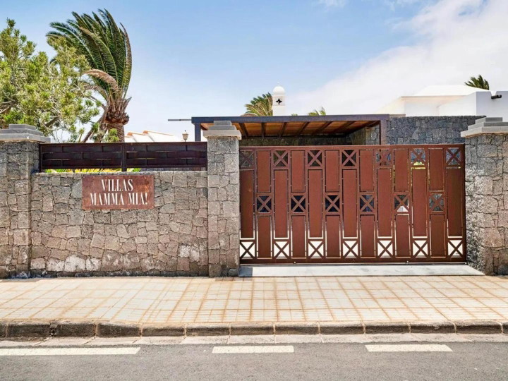 Villa In Marina Rubicon With Pool - Playa Blanca