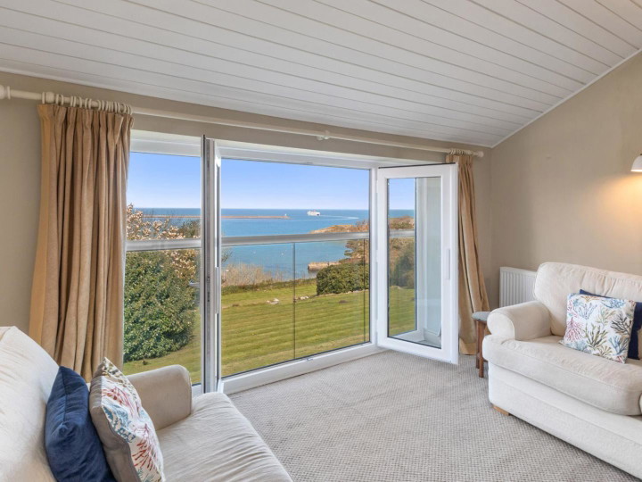 Rock House, Fishguard - Fishguard