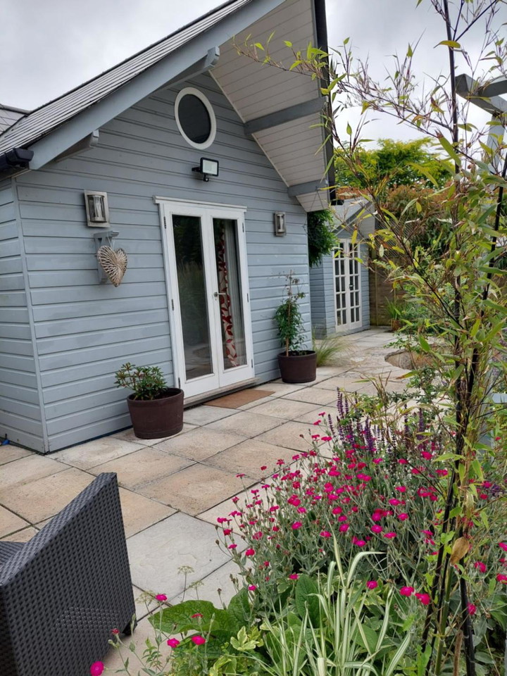 Private Garden Lodge In Christchurch, Dorset For 4 - Dogs Welcome! - Mudeford