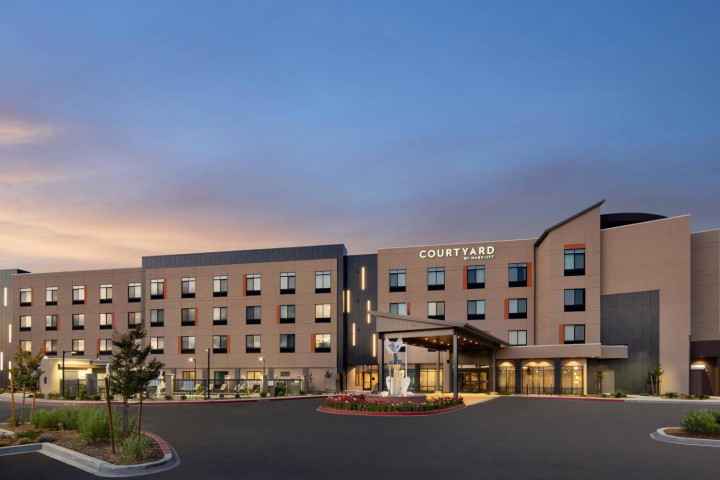 Courtyard By Marriott Petaluma Sonoma County - Napa Valley, CA