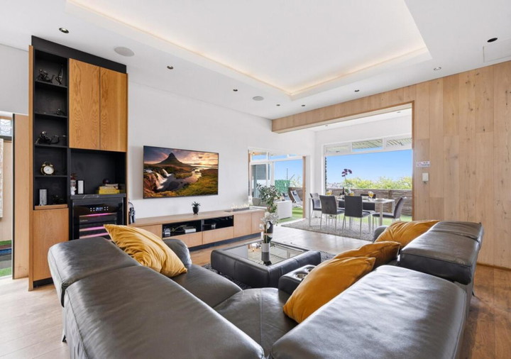 Exclusive 3-bedroom Luxury Villa Cape Town Cbd - Claremont