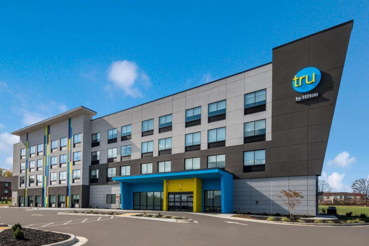 Tru By Hilton Greensboro, Nc - Greensboro, NC