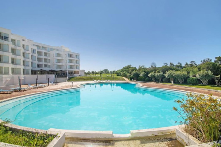 Prainha Paradise - Silhueta Citadina - Alvor