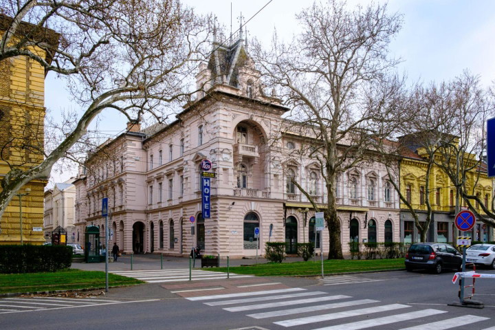 Tisza Hotel - Szeged