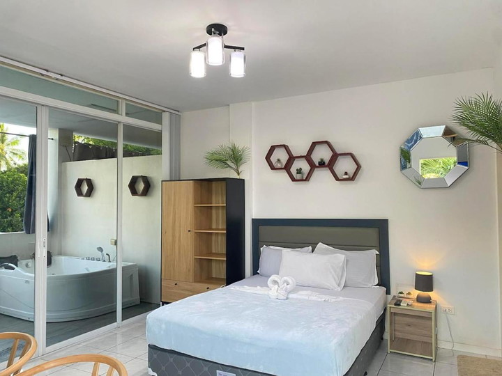 New Bonsai Jacuzzi Suite Panglao - Cebu