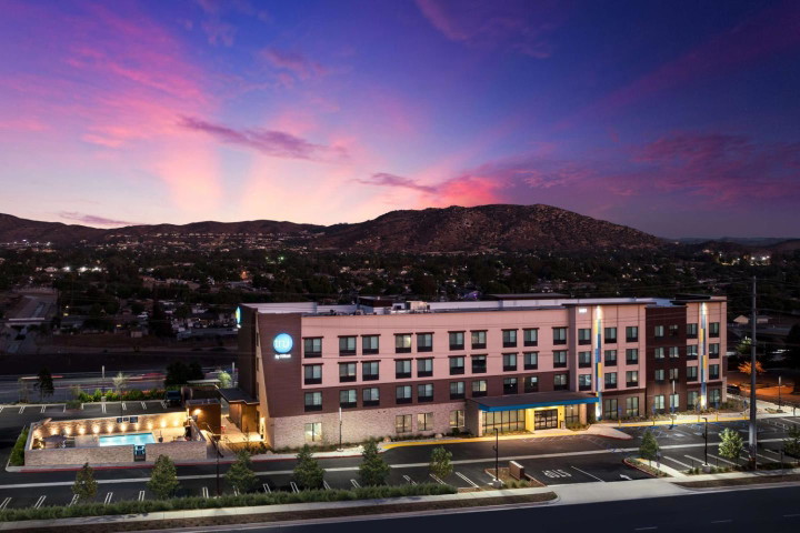Tru By Hilton Norco Eastvale - 오렌지 군