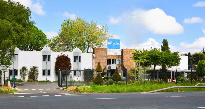 Brit Hotel Caen Hérouville - Bernières-sur-Mer