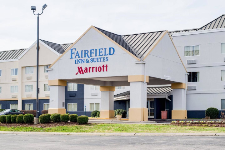 Fairfield Inn & Suites By Marriott Nashville At Opryland - Hendersonville, TN