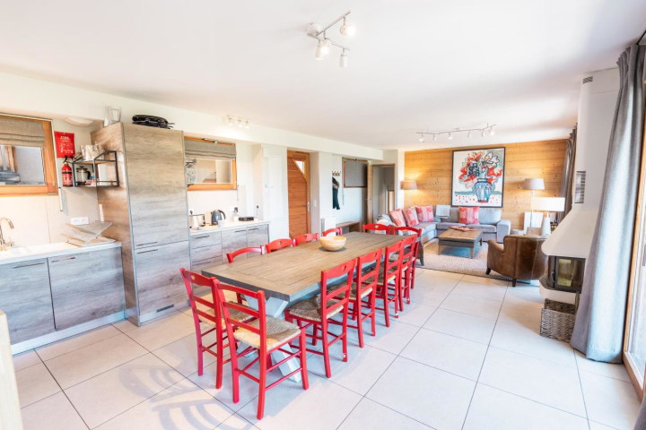 Large Private Chalet In Vaujany - La Grave