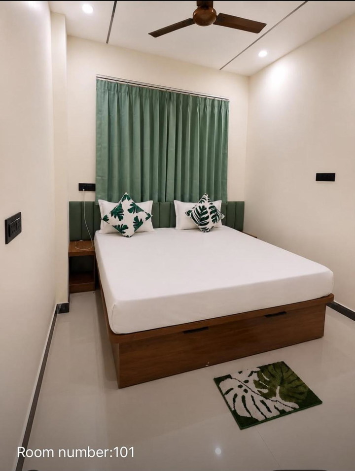 Srajan Boutique Stay-r101 - Ujjain