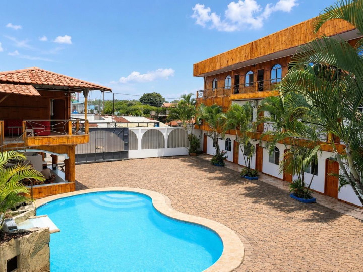 Ecuador Hotel Pedernales Mrrobert - Ecuador