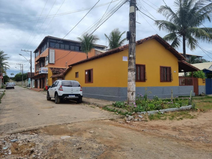Casa Rústica Amarela 1 E 2 Meaípe - Guarapari