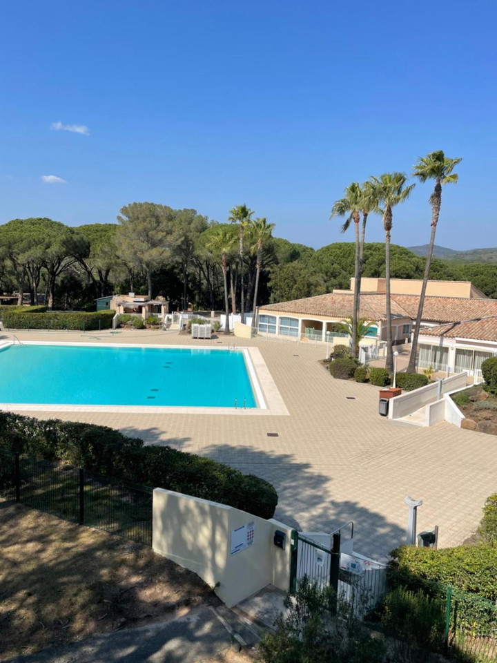 Studio Cabine Vu Sur Piscine - Agay Plage