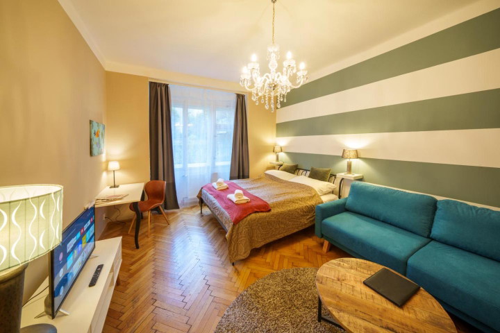 Old Town - 2 Room Apartment With Balcony Dlouhá - Prague