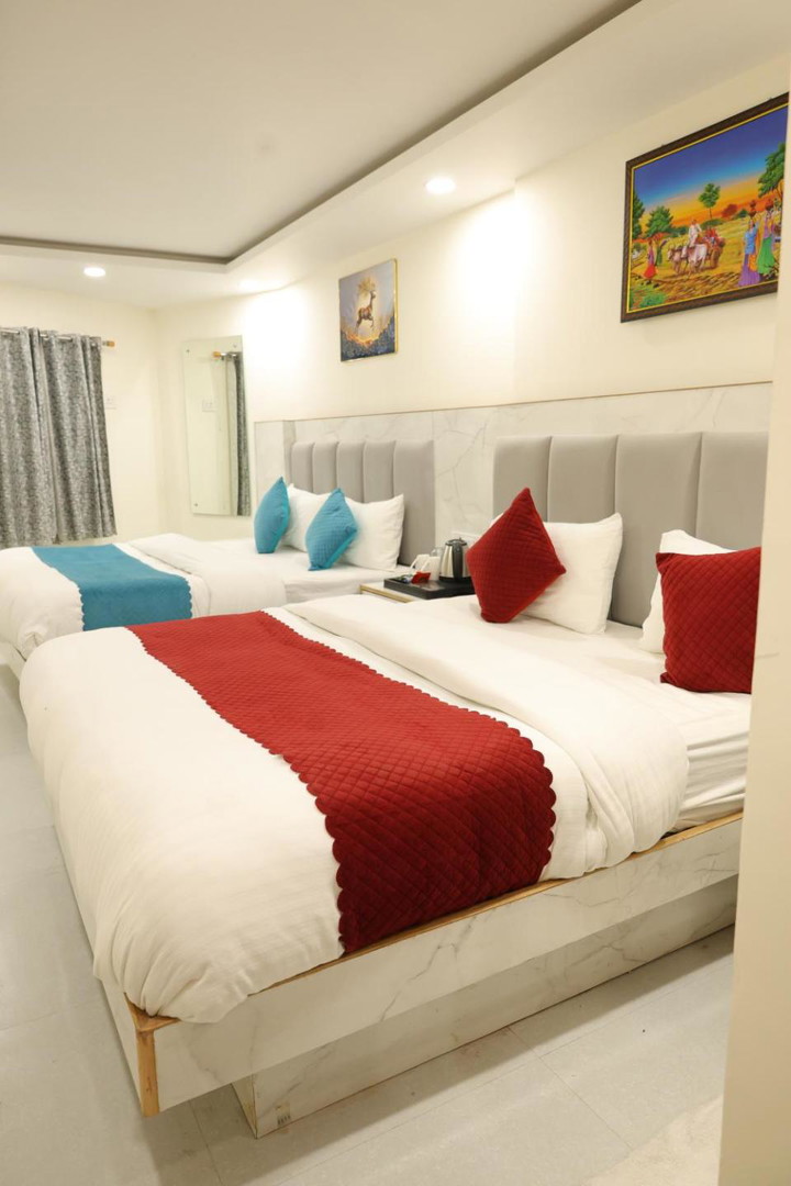 The Kuldeep Guest House With Complemantry Airport Pick Or Drop- Book For 2 Nigts And Get Third Night Free - Delhi