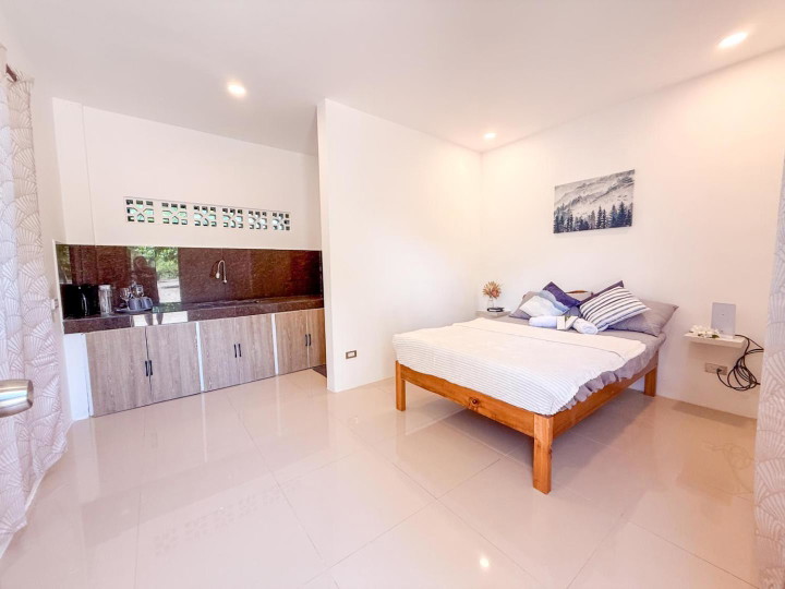Sunrise Suites - Narra