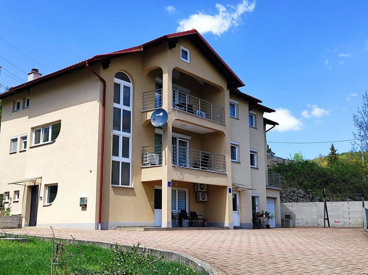 Apartments With Parking Space Rijeka - 18146 - Rijeka