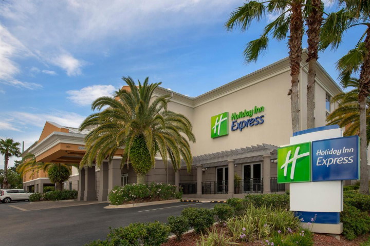 Holiday Inn Express Jacksonville Beach By Ihg - Ponte Vedra Beach, FL