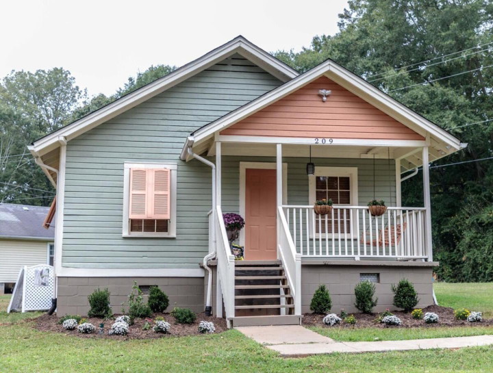 Clemson Memorabilia House Frank Howard Iii Home - South Carolina