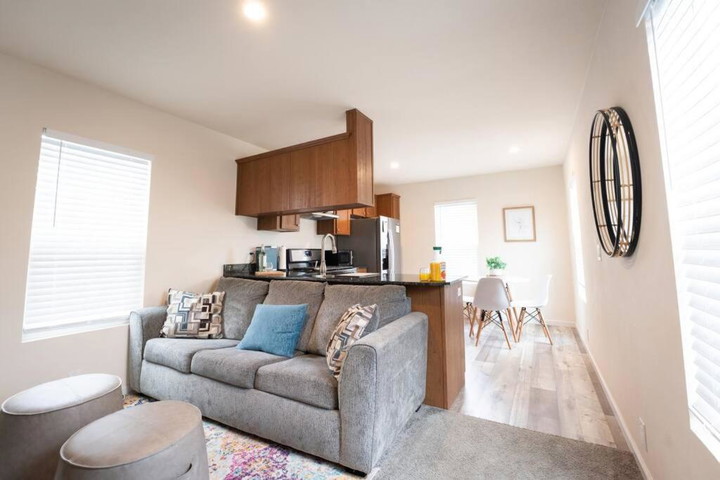 2-bedroom Slo Bungalow House - San Luis Obispo, CA