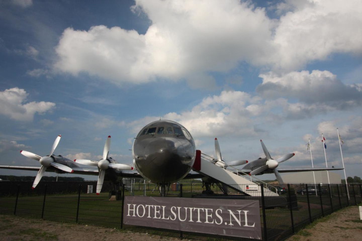 Vliegtuigsuite Teuge - Deventer