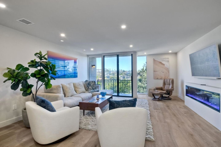 916 Sea Lane - Encinitas, CA