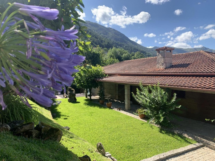 Casa Do Fijogo No Gerês Avec Piscine - Vieira do Minho