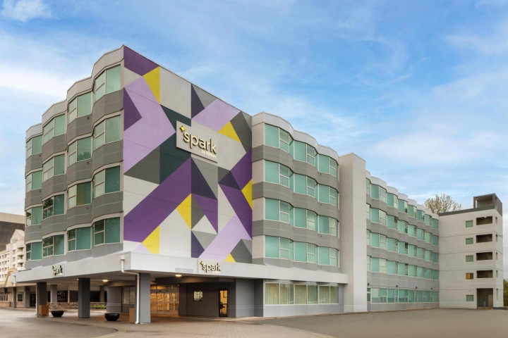 Spark By Hilton Seattle Airport - Kent, WA