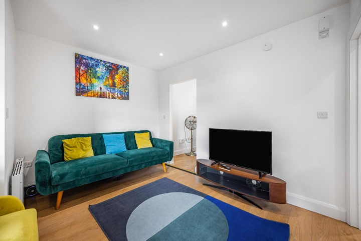 Garland Stylish Apartment 2 In Greater London - Dagenham