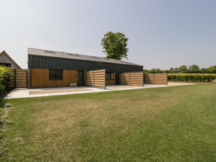 Linden Barn - Bruton