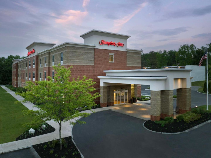 Hampton Inn Augusta - Augusta, ME