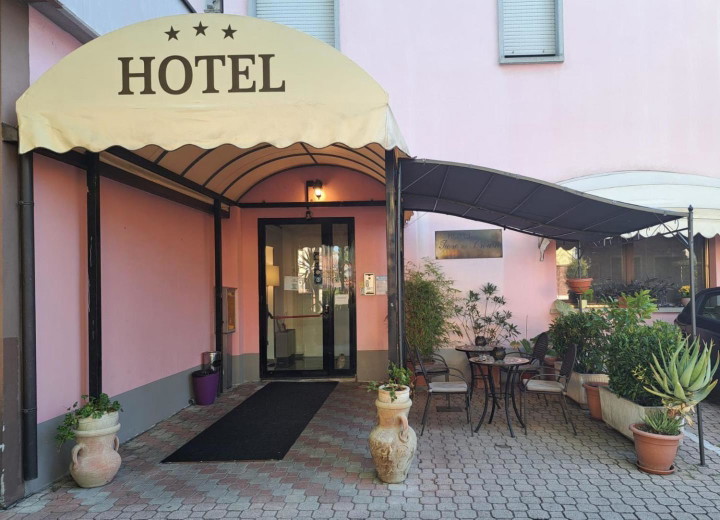 Hotel Rose&crown - Reggio Emilia