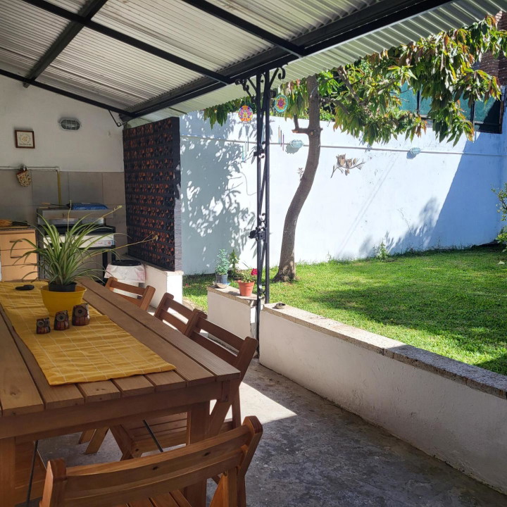Casa En San Pedro Para 8 Totalmente Equipada - Provincia de Buenos Aires
