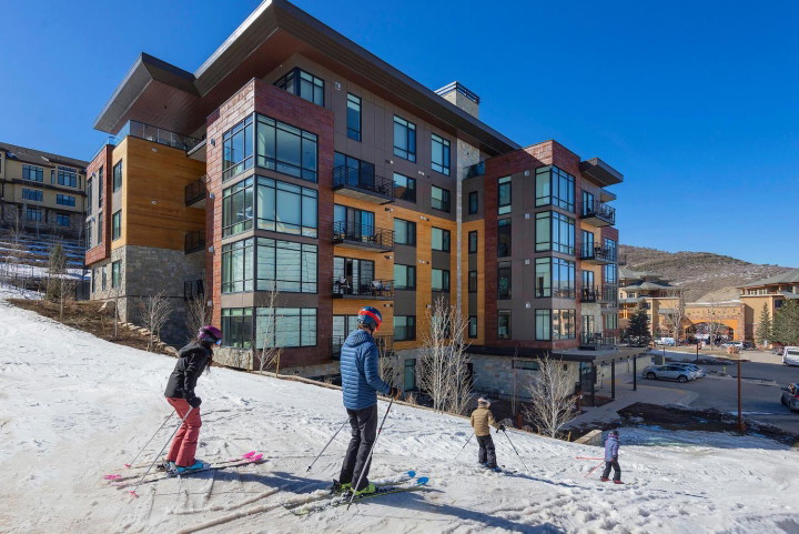 Lift 509 | True Ski-in / Ski-out Luxury | Steps To Sunrise Gondola - Utah