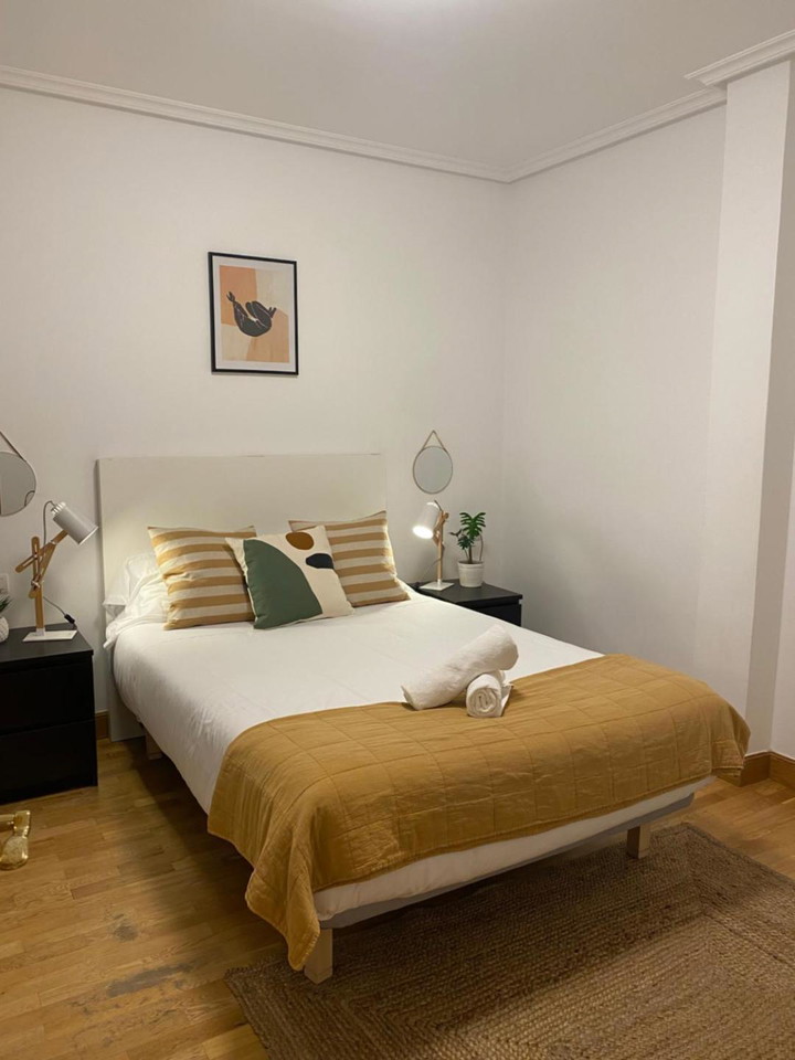 Apartamento Amplio Y Central A Pie De Playa La Concha - Astigarraga