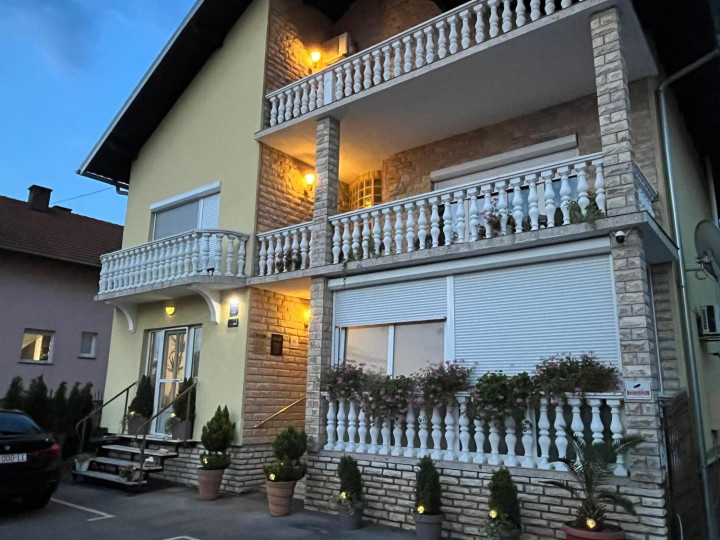 Luxrooms Bjelovar - Wellness & Spa - Croatie