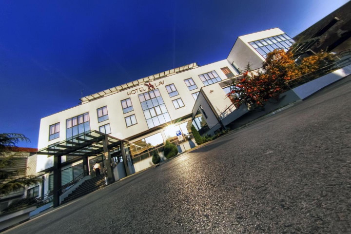 Hotel Lav Vukovar - Kroatië