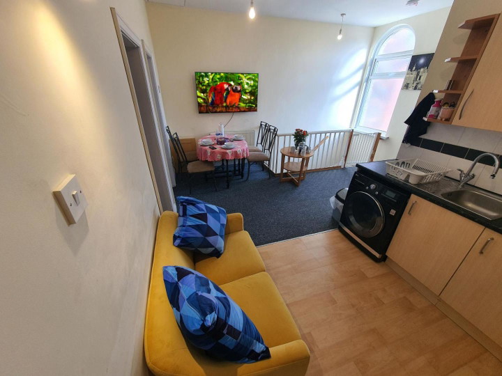 2 Bedroom Flat Free Parking Fast Wi-fi Self Check-in Visit Manchester Oldham Bury - Oldham