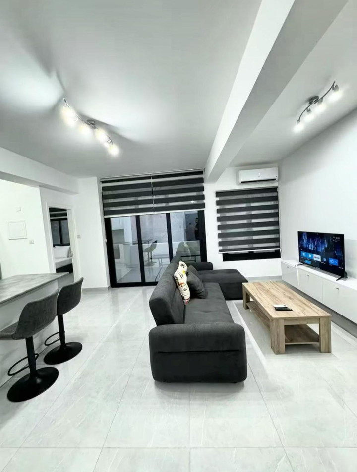 Modern One-bedroom Suite With Balcony In Central Nicosia - Nicosie