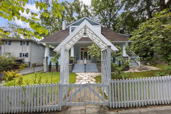 Cozy 3br Unit W Fireplace & Bbq - Atlanta, GA