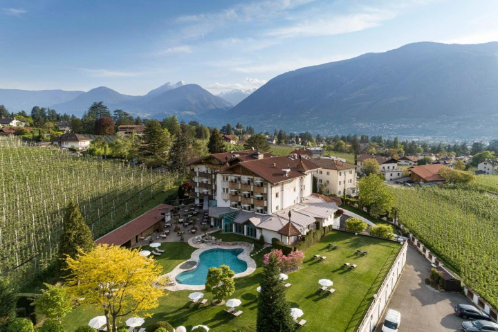 Hotel Burggräflerhof - Tirolo