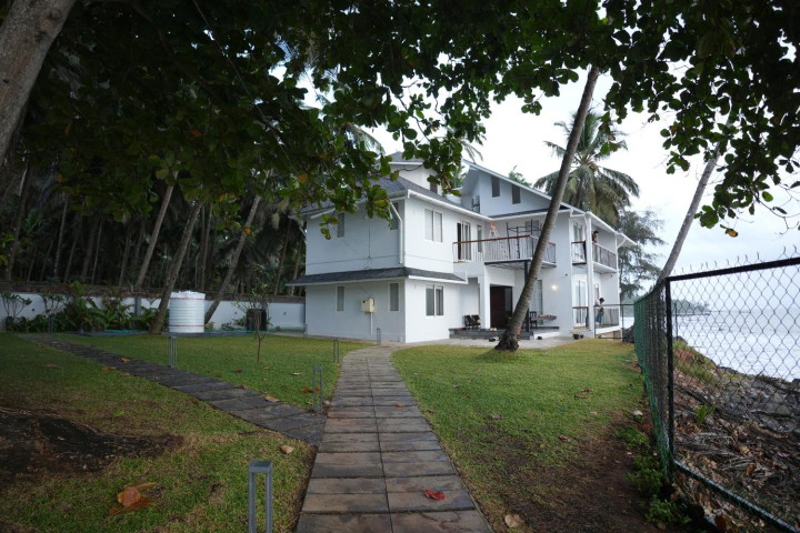 Coastline 4bedroom Cliffside Villa - Kozhikode