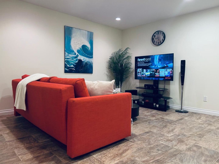 A Private Suite In Port Moody - 新西敏