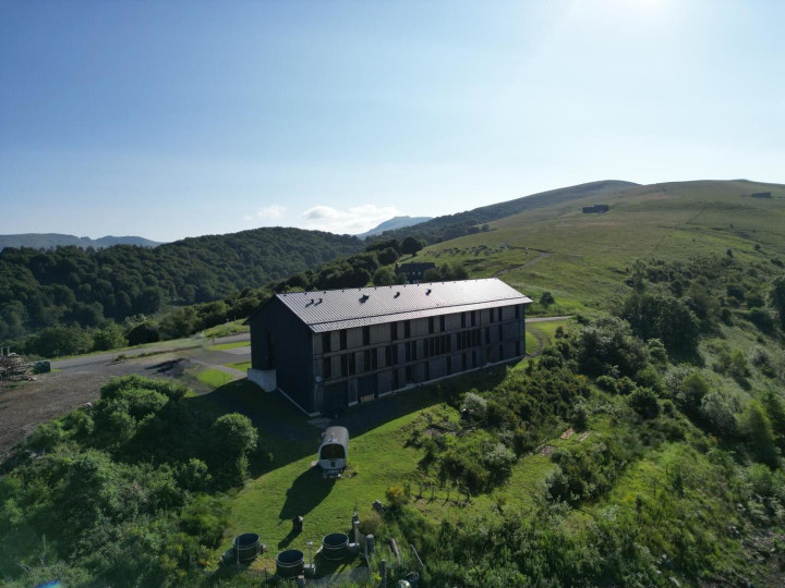 Caldera Hébergement Et Activités D'altitude - Cantal