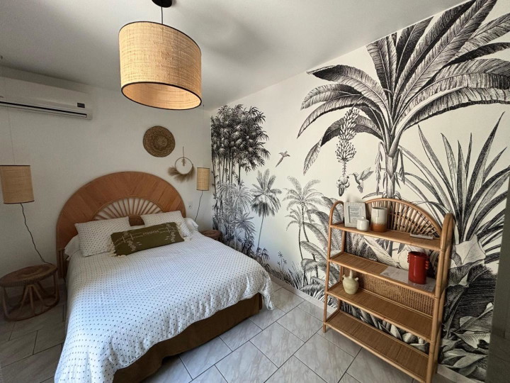 Un Petit Coin De Paradis Avec Piscine Et Parking 5 Minutes Avignon - Avignon
