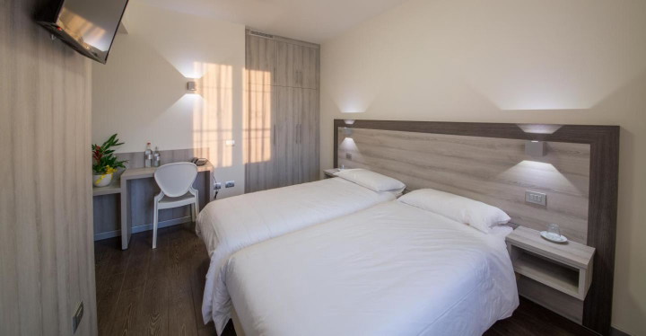 Hotel Panineria Colombera Rossa - Brescia