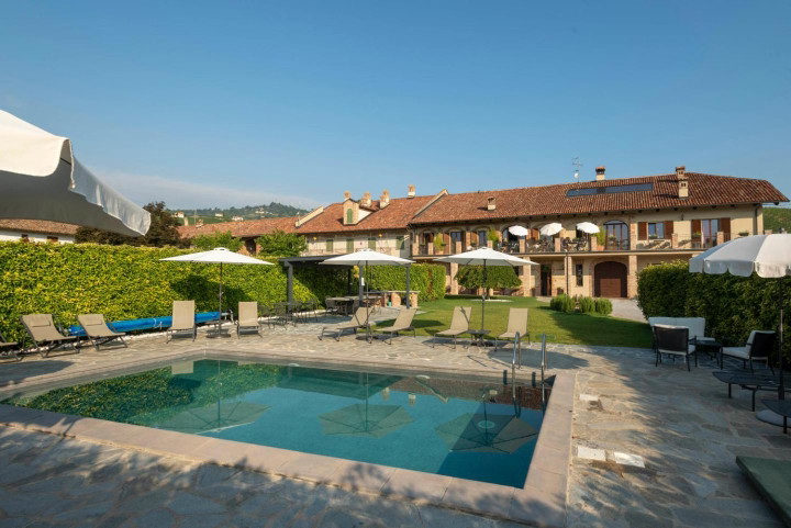 Cascina Rocca Agriturismo B&b - Alba