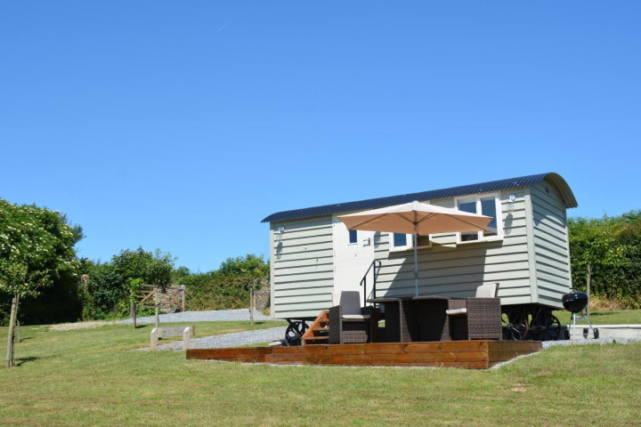 Kerswell Farm Shepherd Huts - Totnes